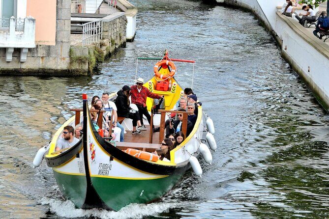 From Porto  Lisbon with up to 4 stops : Aveiro, Nazaré, Óbidos - The Itinerary Breakdown: What to Expect at Each Stop