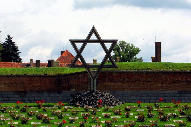 From Prague: Terezin Concentration Camp & Memorial Tour - What You Can Expect on This Tour