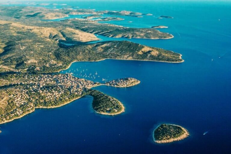 From Sinj: 1.5-Hour Private Flight over Kornati & ibenik - What Makes This Flight Stand Out?