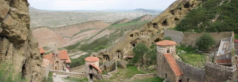 From Tbilisi: Gareji, Rainbow Mountains, Bodbe & Sighnaghi - Transportation and Guides