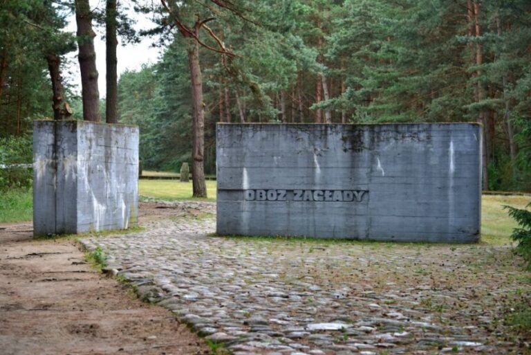 From Warsaw: Treblinka Extermination Camp Private Tour - Analyzing the Value: Price, Content, and Experience