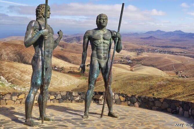 Fuerteventura: Discover ALL the wonders & hidden gems. MAX 8 pax - FAQ