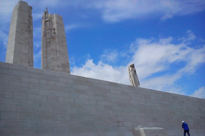 Full-Day Canadian WW1 Vimy and Somme Battlefield Tour from Arras - Who Will Love This Tour?