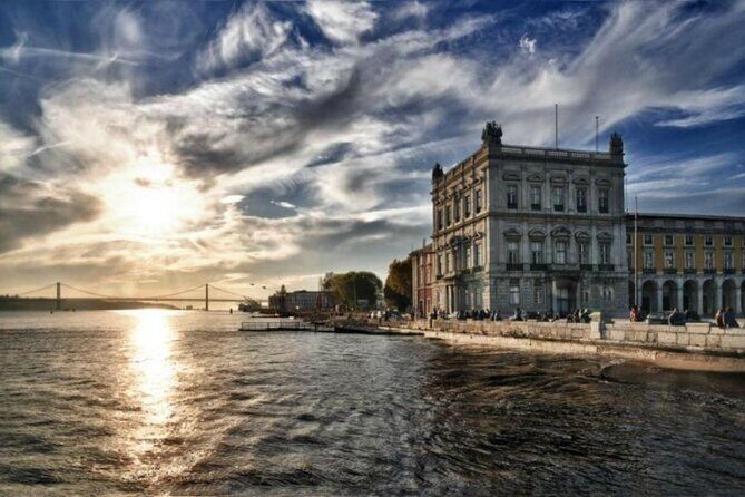 Full Day Lisbon Tour with Local Guide in Private Eco Tuk Tuk - What Makes This Tour Stand Out?