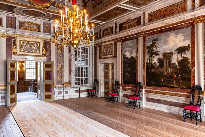 Full-Day Private Historic Royal Tour around Palaces and Castles - Transportation and Comfort