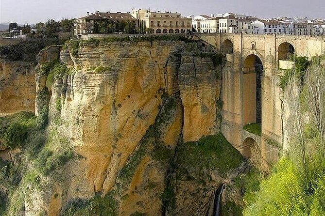 Full Day Private Tour to Ronda and Marbella from Málaga - Transportation and Timing