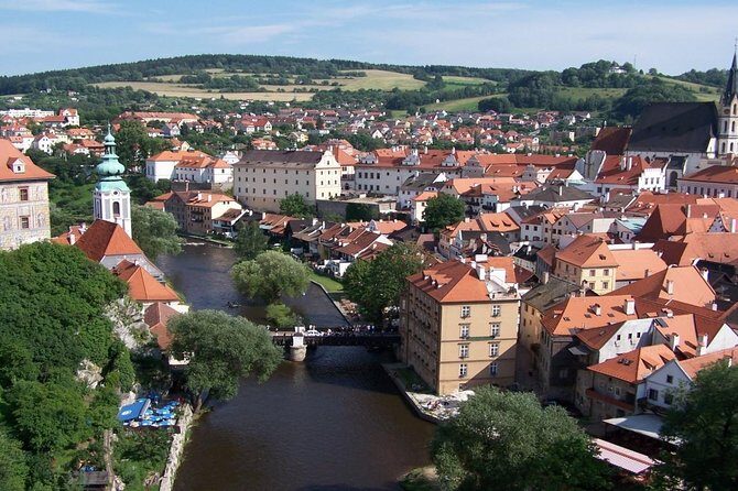 Full-Day Trip to eský Krumlov from Prague - Who Should Book This Tour?