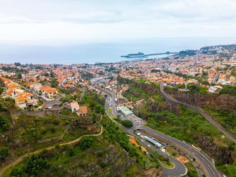 Funchal: Botanical Garden & Old Town Tour by TukTuk (1h45) - What to Expect on the Day