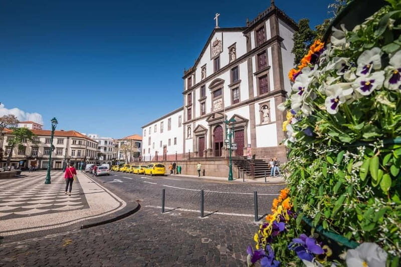 Funchal: Guided Walking Tour with Tastings - Who Is This Tour Best Suited For?