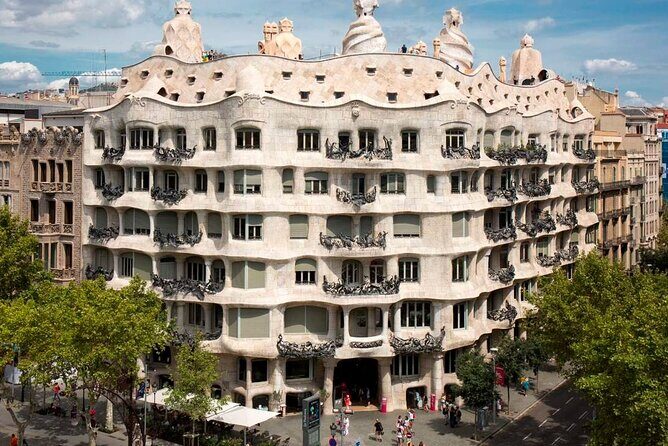 Gaudi Private Tour with Sagrada Familia & Park Guell Tickets - FAQ