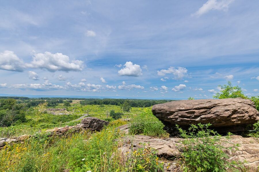 Gettysburg battlefield rock formations landscape