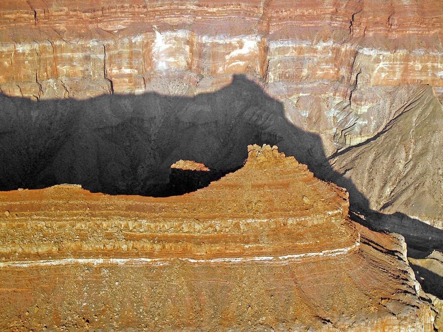 Grand Canyon South Rim shadows on red rocks