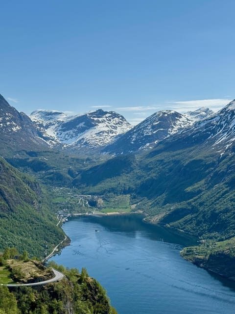 Geiranger Dalsnibba: mini bus tour - Practical Aspects and Considerations