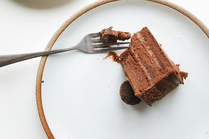 Geneva Chocolate & Sweet Delights Walking Tour by Do Eat Better - What the Tour Includes and What It Doesn’t