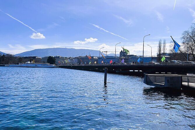 GENEVA EXCLUSIVE Complete Tour (PICK-UP), UN area & Old City - Who Will Love This Tour?