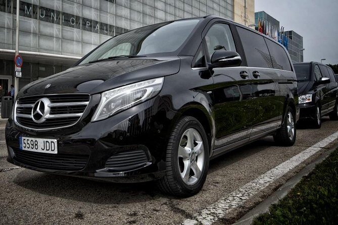 Genoa by Yourself with English Chauffeur - 4 or 8 hrs disposal by car or van - Customizable Itinerary: What to See and When