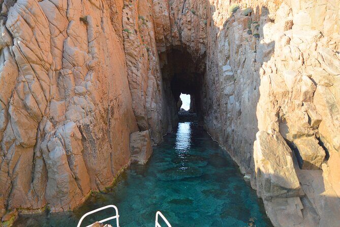 Getaway to the Calanques of Piana de Cargèse in a small group - FAQ