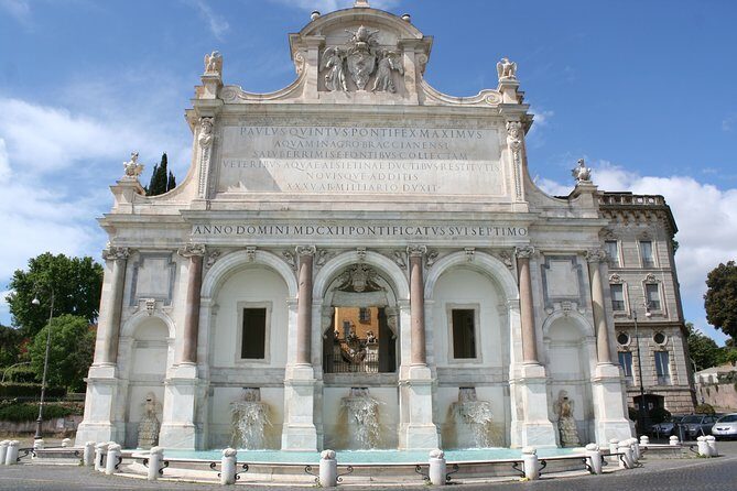 Gianicolo to Trastevere: Italy's Independence trail with GELATO - Journey Through Rome’s Independence and Charm