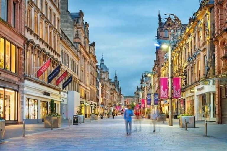 Glasgow: Must-See Attractions Guided Walking Tour - The Value of the Experience