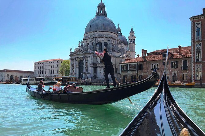 Gondola Ride and St Mark's Basilica Tour - Pricing and Value Analysis