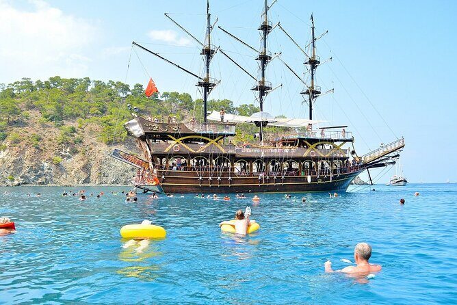 GONSTER : Luxury Pirate Boat Trip Lunch & Soft Drinks & Transfer - The Onboard Experience: Entertainment and Food