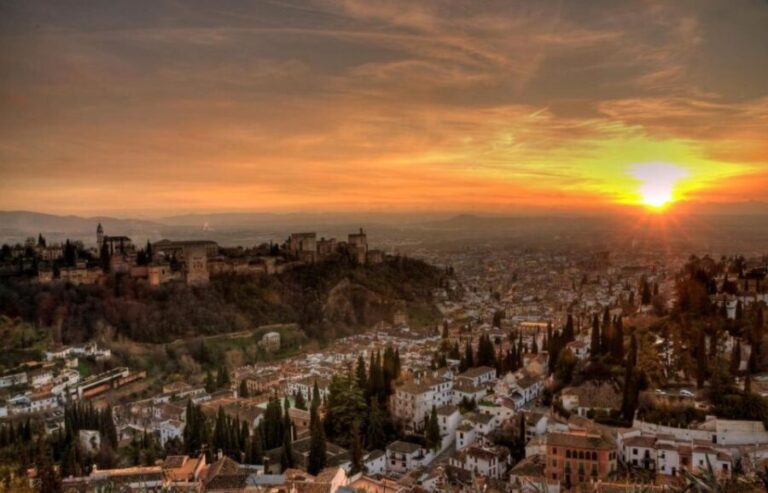 Granada: Alhambra, Generalife & Albaicin Private Tour - Practical Details and What You’ll Get