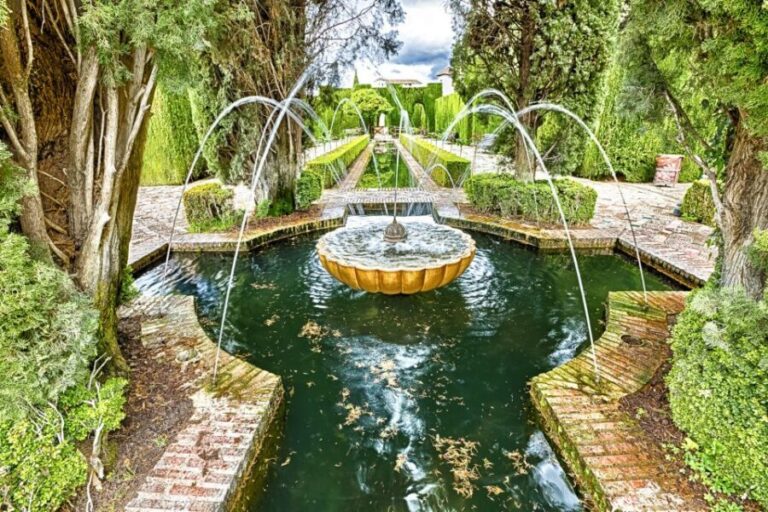 Granada: Alhambra Guided Tour and Arabian Bath and Massage - The Gardens: Generalife and Granada’s Historic Charm