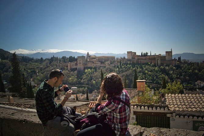 Granada and Albaicin: Wine and Tapas Tour - Analyzing the Price and Overall Value