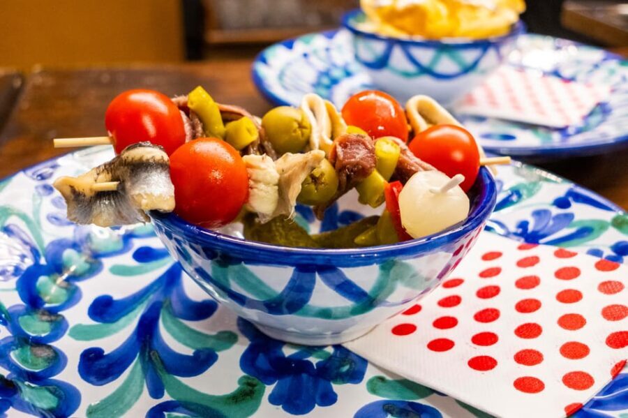 Granada: Authentic and intimate Flamenco Show with Snacks - Who Will Love This Experience?