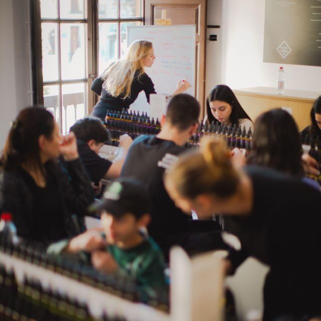 Granada: Perfume Workshop - Who Should Consider This Perfume Workshop?
