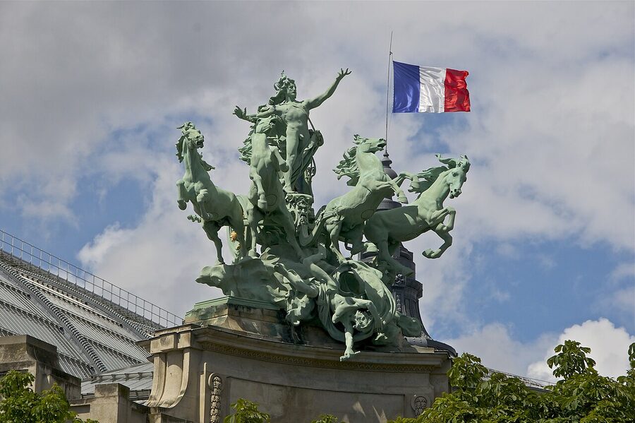 Quadriga of Harmony triumphing over Discord by Recipon on the corner of the Grand Palais Paris