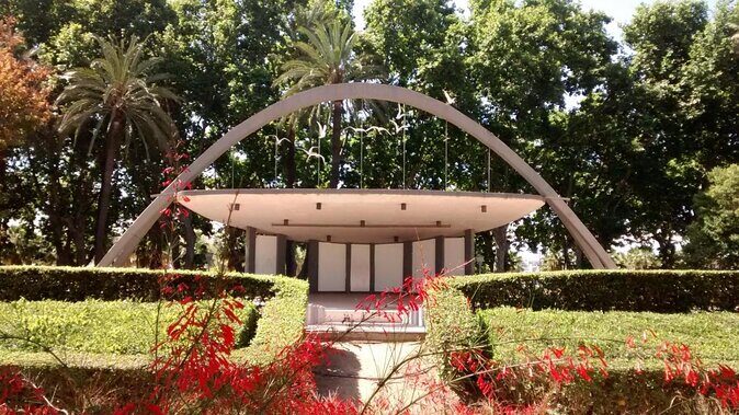 Grand Private Tour: The Best of Malaga and its Surrounds - Transportation and Group Size