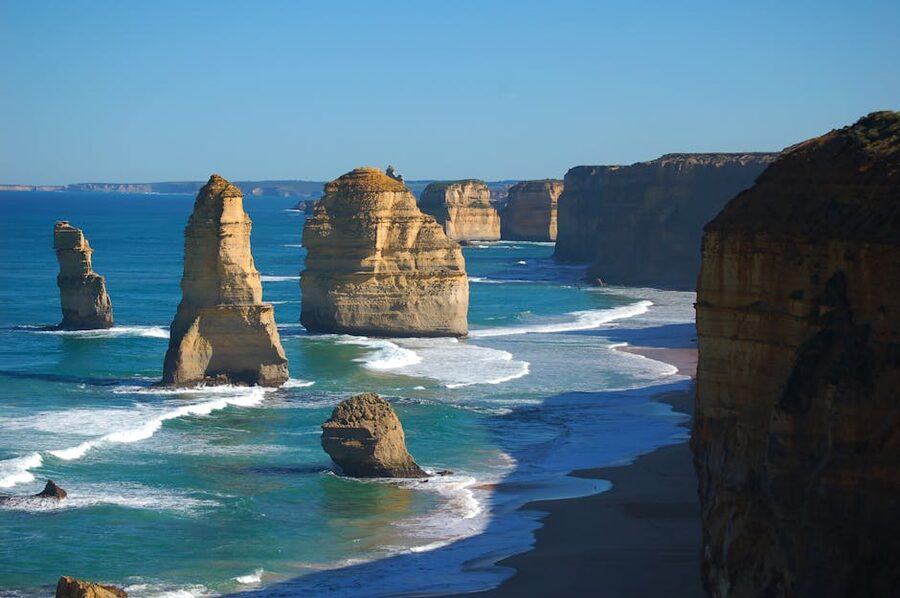 How to Book a Great Ocean Road Tour from Melbourne
