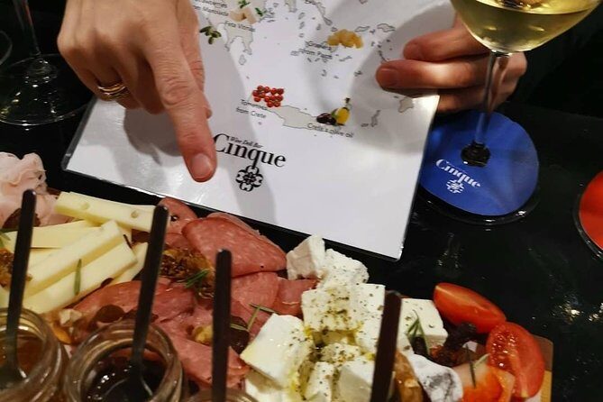 Greek food and wine tasting - The Experience in Context