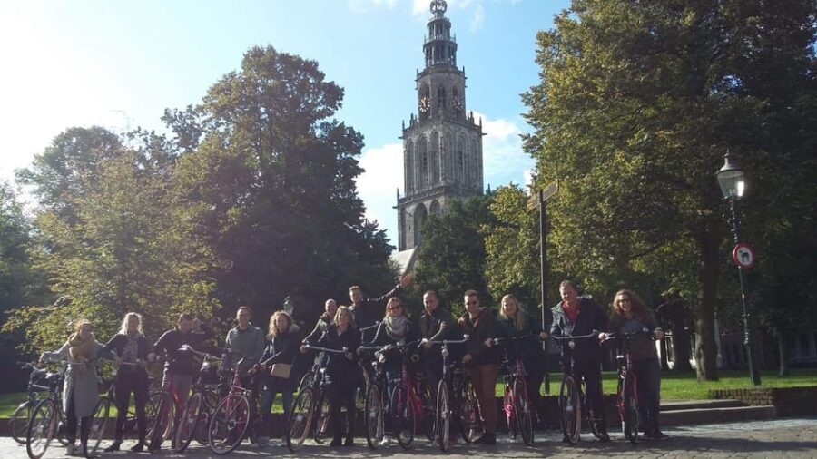Groningen: City Highlights Bike Tour - The Experience of the Guide