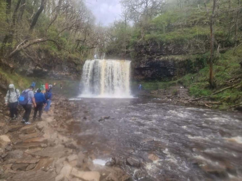 Guided Breacon Beacons 4 waterfalls in day hike from Cardiff - What the Tour Includes and What to Bring