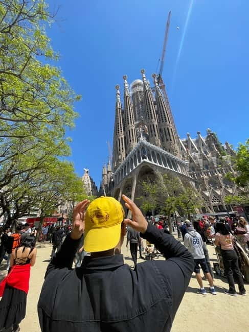 Guided Tour of Sagrada Familia - Gaudi's dream - The Itinerary: What You Can Expect
