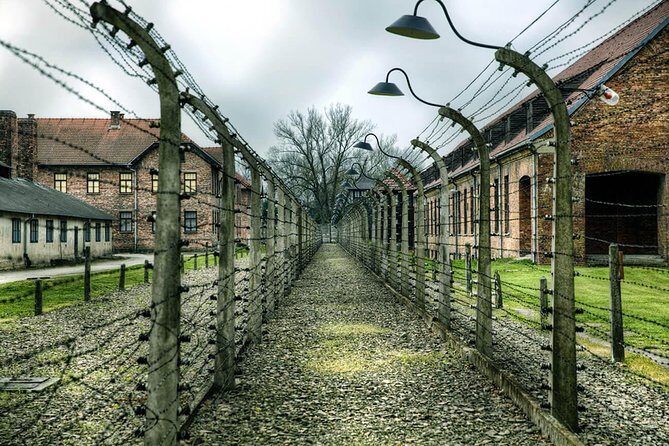 Guided Tour to Auschwitz-Birkenau from Warsaw - What to Expect at Auschwitz-Birkenau
