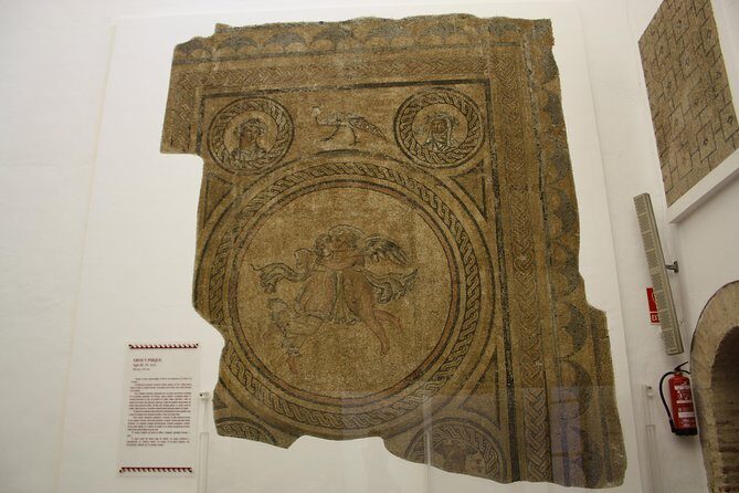 Guided visit to Alcazar de los Reyes Cristianos with admission - Meeting Point and Logistical Details