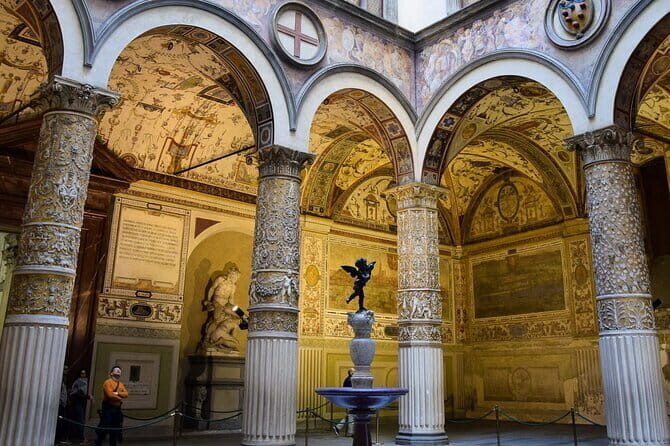 Guided Walking Tour of Florence  Duomo & Historic Squares - Practical Details and Tips