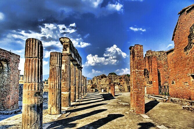 Half-Day Group Tour in Pompeii with Pick Up - Who Is This Tour Best For?