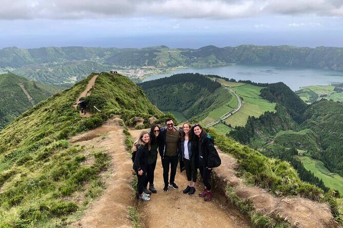 Half Day Guided Tour of Sete Cidades from Ponta Delgada - Who Is This Tour Best Suited For?
