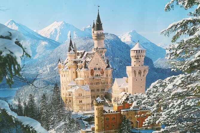 Half day tour from Garmisch-P. to Neuschwanstein castle - Evaluating the Price and Value