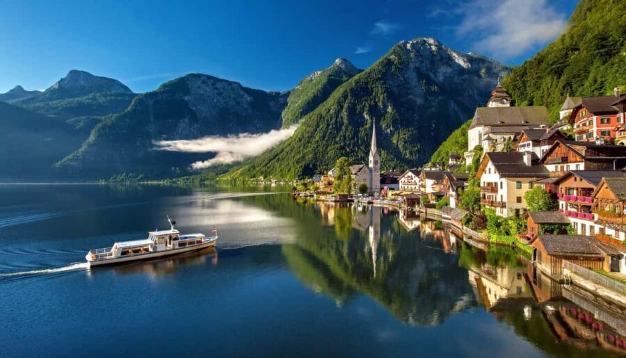 Hallstatt Highlights Day Trip from Salzburg with St. Gilgen - The Scenic Drive Through the Salzkammergut