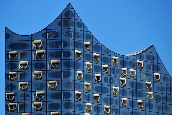 Hamburg Guided Bike Tour: Tradition and Modernity, Elbphilharmonie (min.4) - Why This Tour Works Well for Travelers