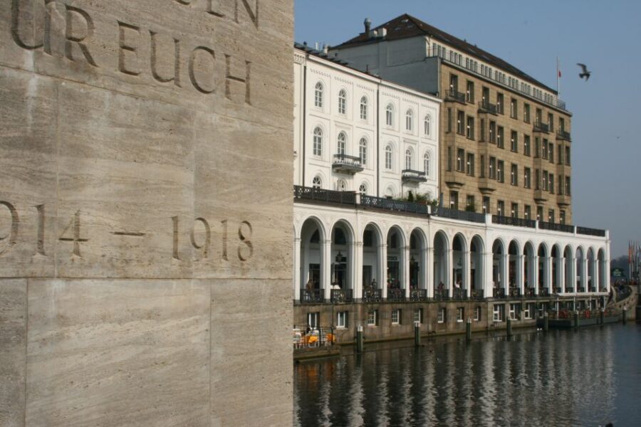 Hamburg: Guided Walking Tour - The Itinerary in Detail