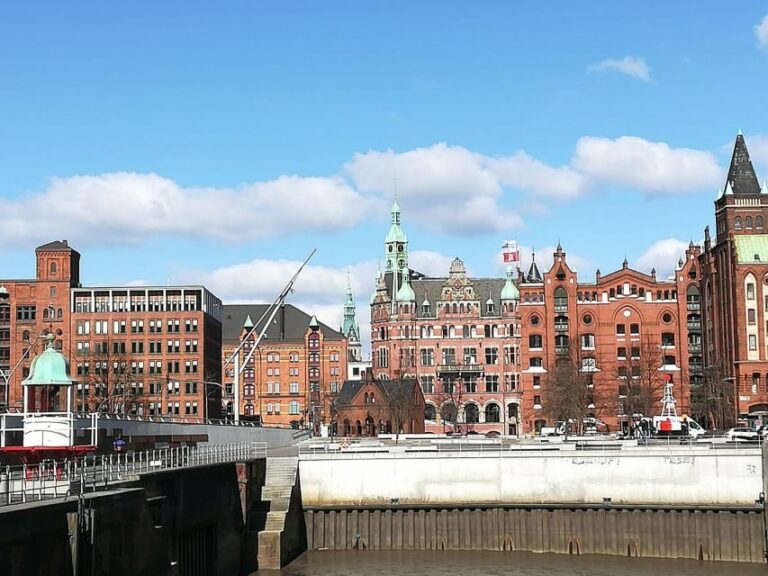 Hamburg: Private 3-Hour Guided Car Tour - What to Expect from Hamburg’s Private Guided Car Tour