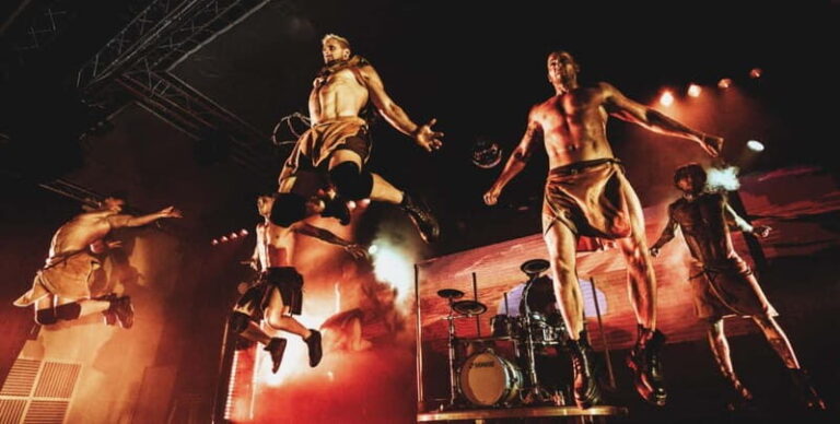 Hamburg: SIXX PAXX Men´s Perfoming Arts Show - Who Will Enjoy This Show?