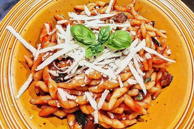 Hands-On Pasta and Tiramisu Class in Positano with Local Family - The Food and Beverage Experience