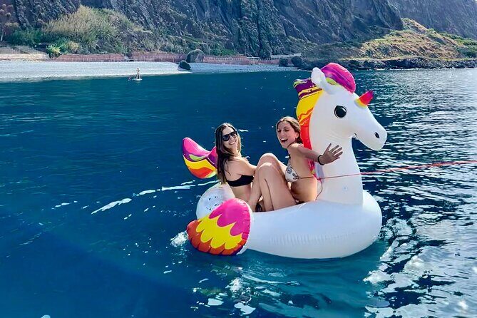 HD Private Boat Tour from Funchal  Swim, Paddle, Snorkel&Relax - Water Activities and Amenities: What Youll Love